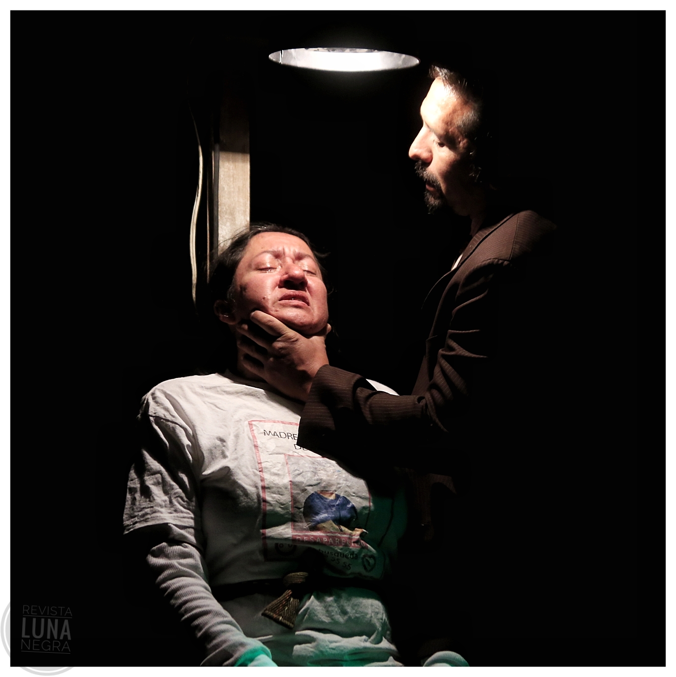 Gina y el Comandante – Revista Luna Negra